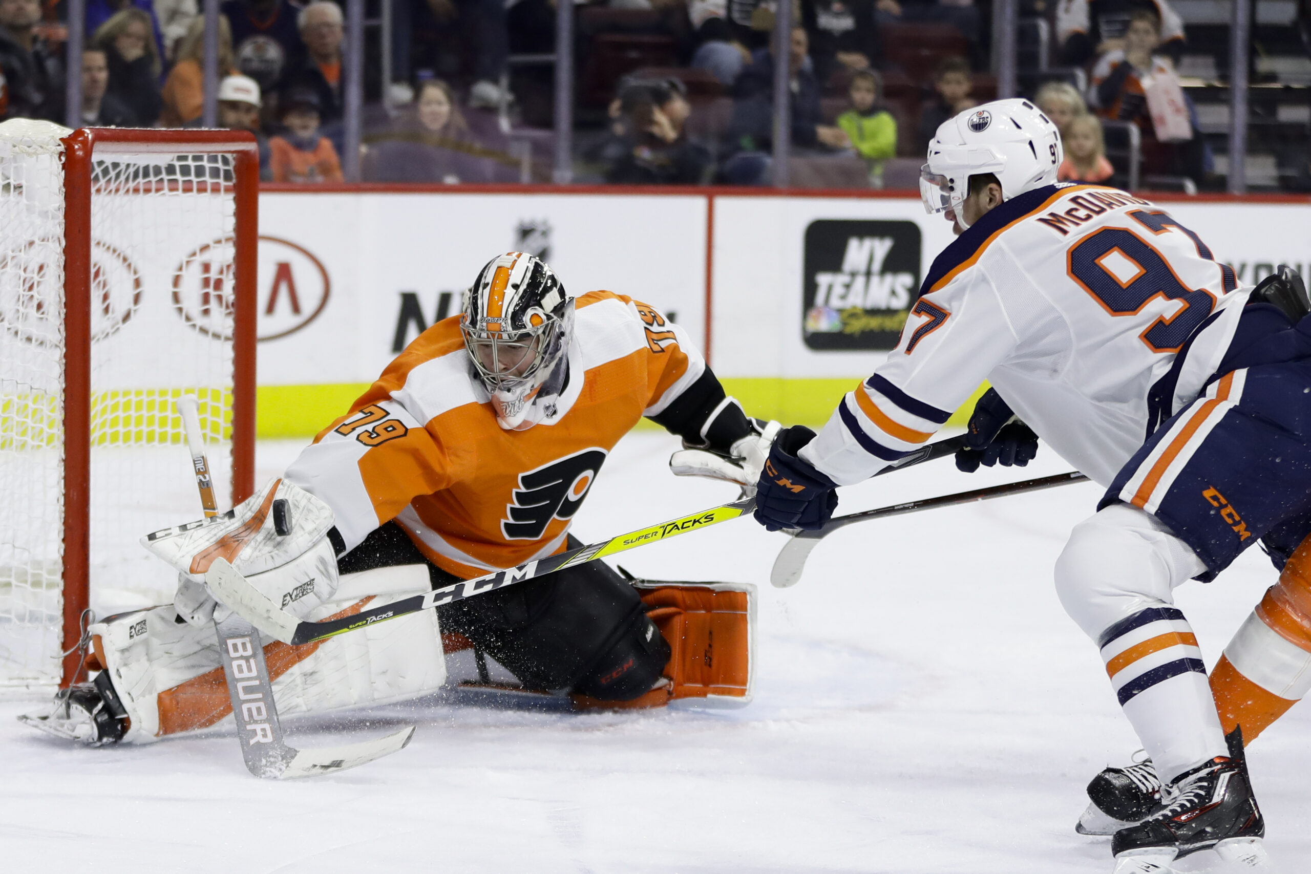 Flyers' Kevin Hayes Has Chance to Outshine McDavid