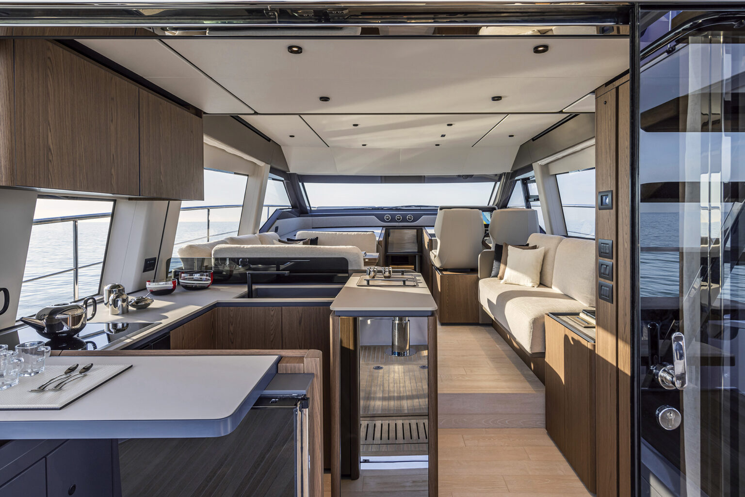 Ferretti 580 Yacht Review