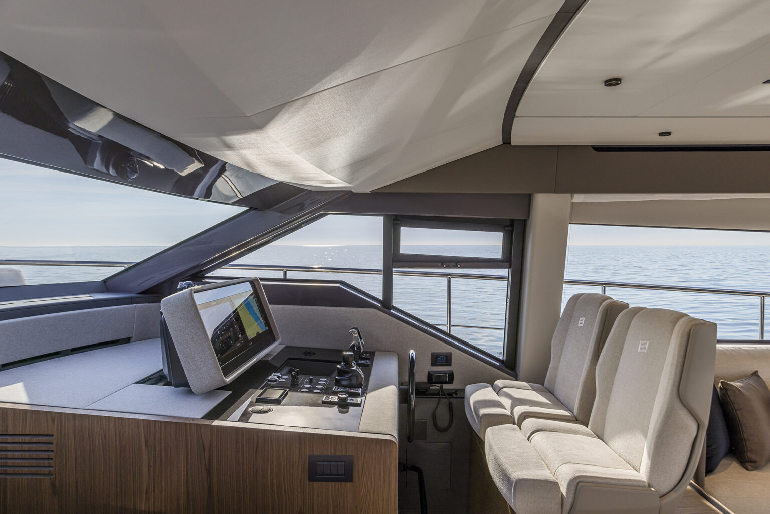 Ferretti 580 Yacht Review