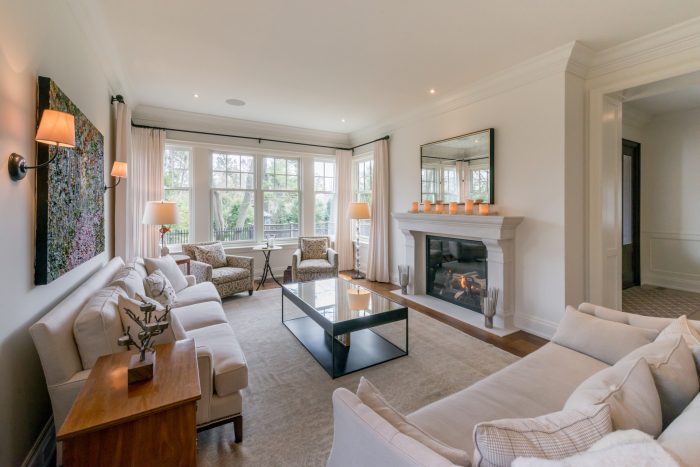 Ontario Luxury Real Estate Trends | Alex Irish & Associates