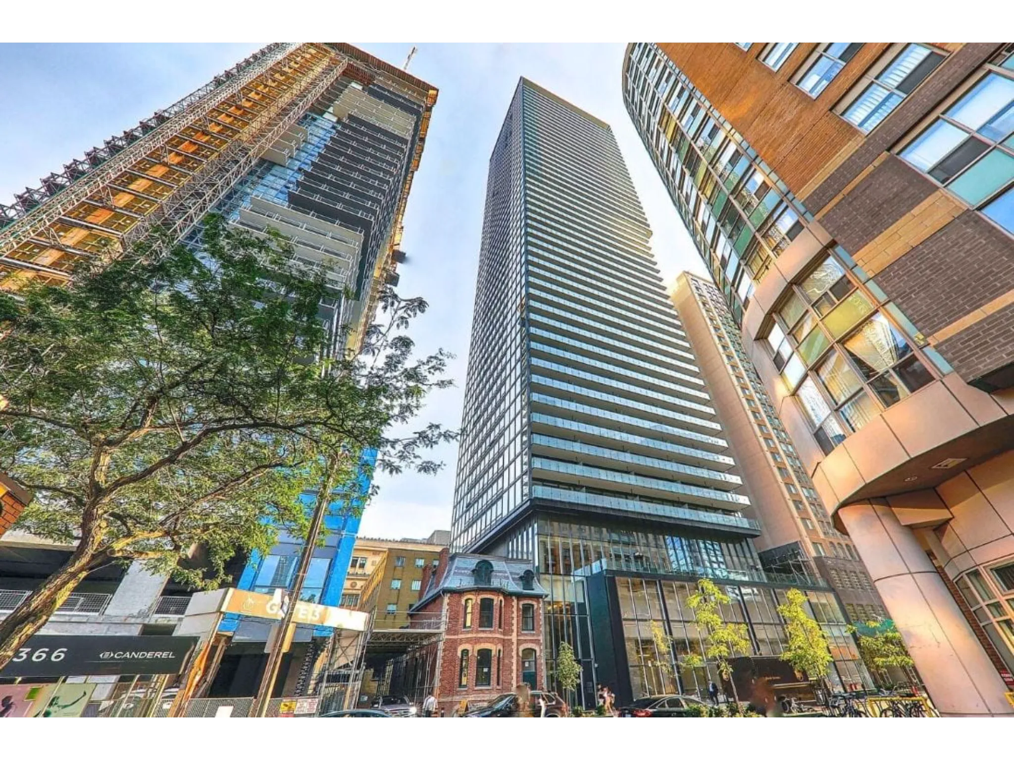#1809-15 Grenville Street North, Toronto | Regan Irish