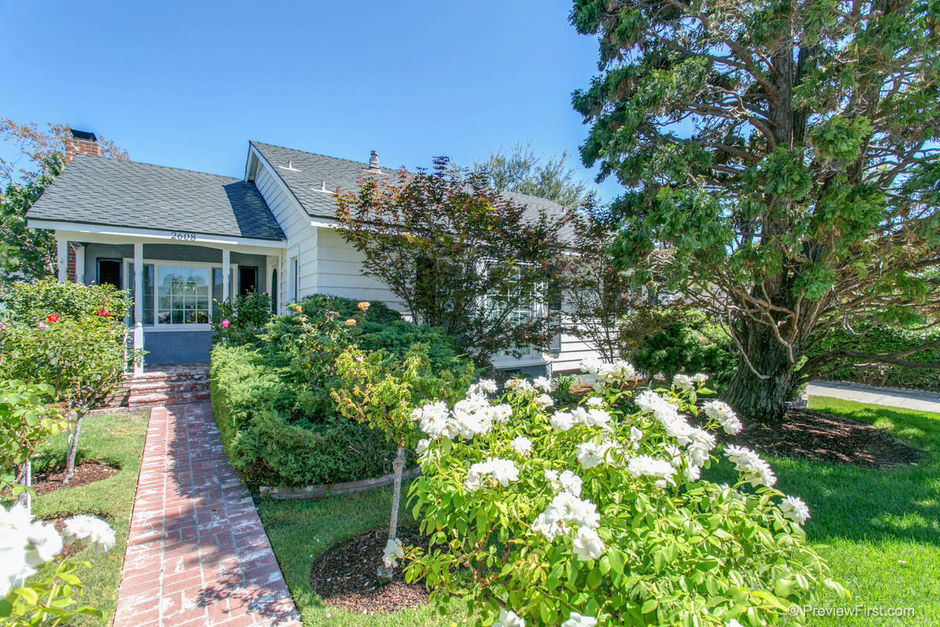 2608 Petaluma Long Beach, California by Paige Fingerhut Charnick