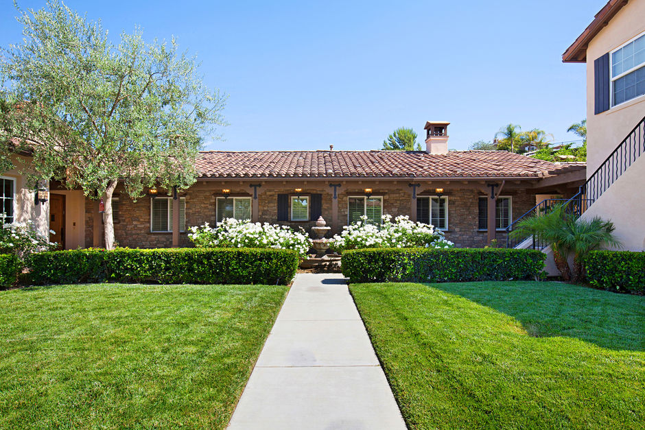 33413 Susan Grace Ct Temecula, California by Janene Hogan