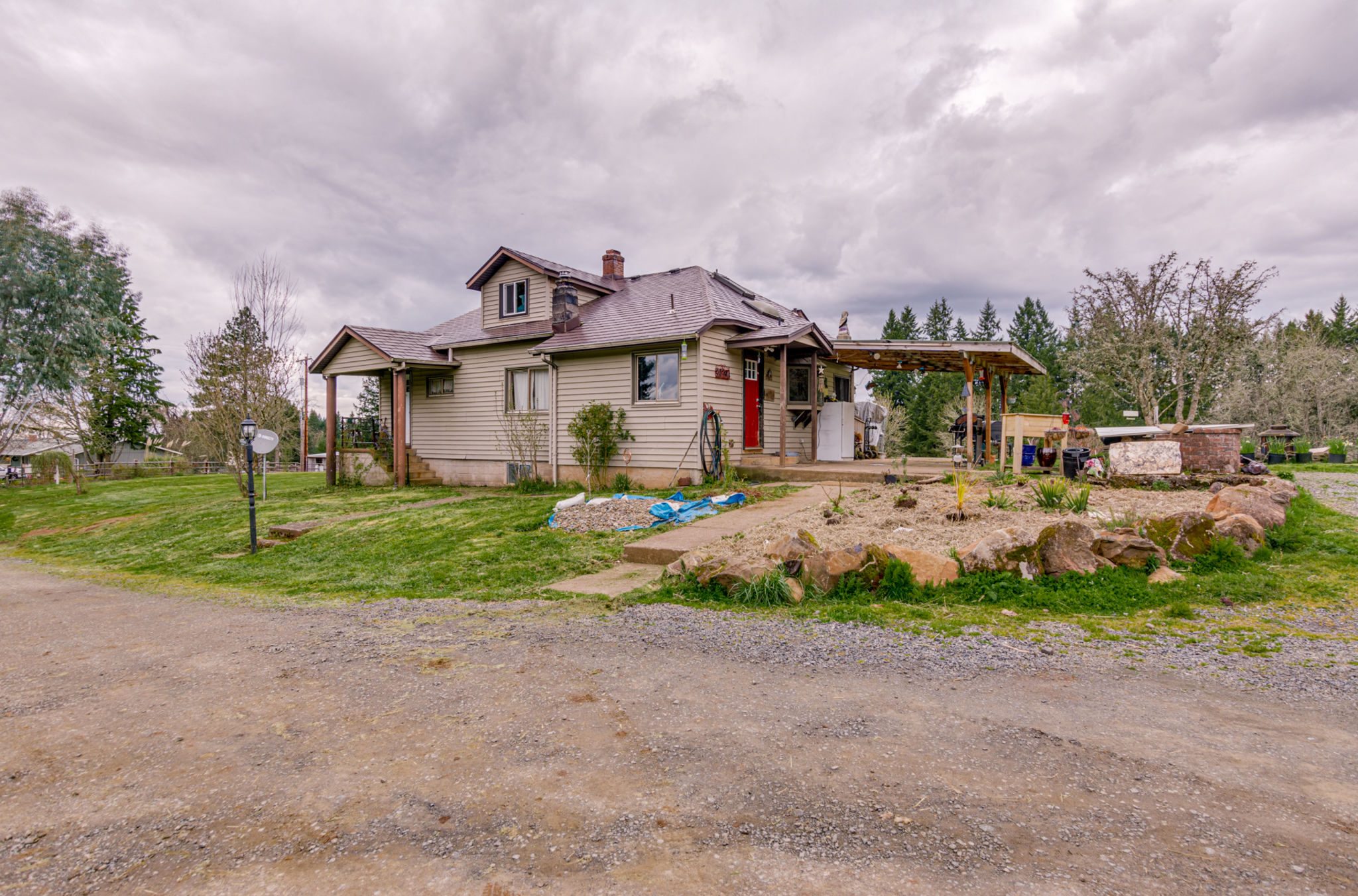 30356 S Grays Hill Rd Colton, Oregon