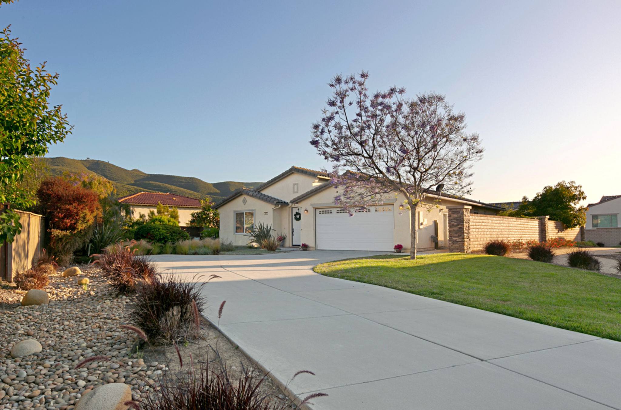 267 Violet Ave San Marcos, California by Barrie & AnneMarie Crake