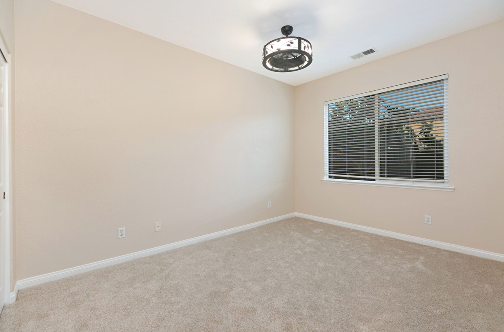 267 Violet Ave San Marcos, California by Barrie & AnneMarie Crake