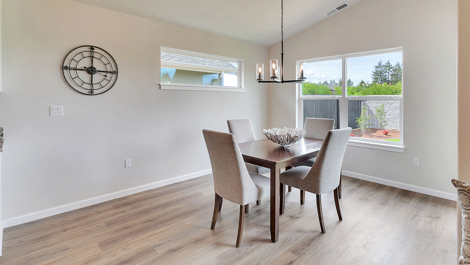 2106 SE Academy St Dallas, Oregon