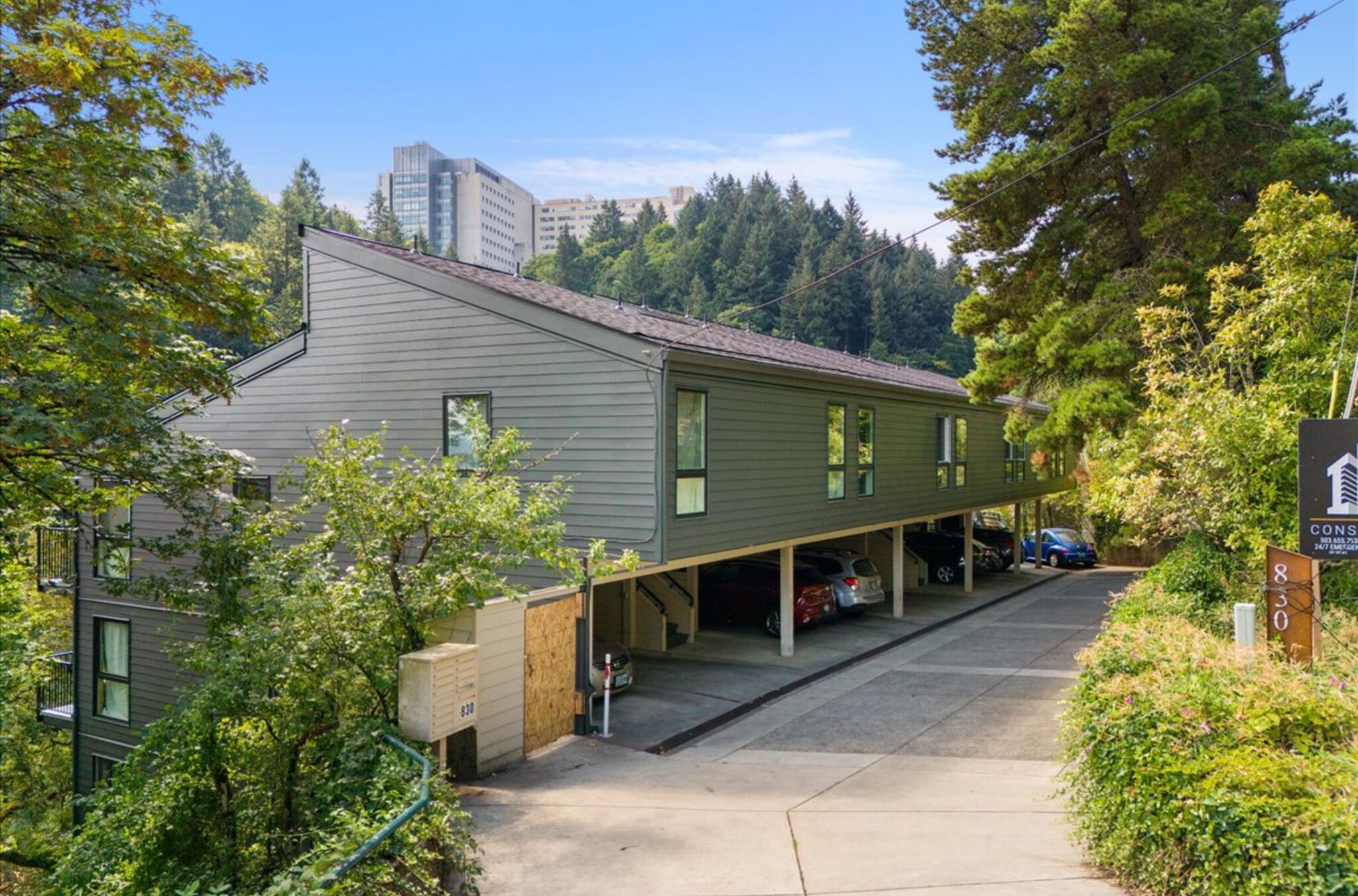 830 SW Broadway Dr APT 6 Portland, Oregon