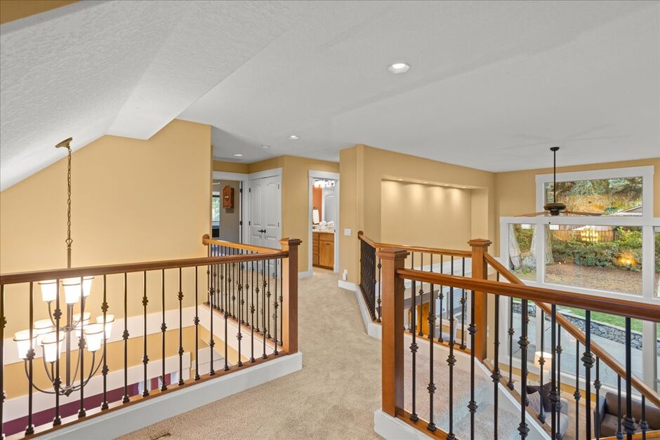 15230 SW Brighton Way Beaverton, Oregon
