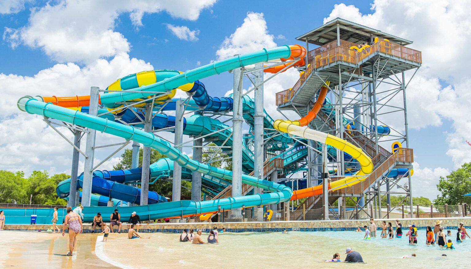 Waterslides in Texas | Splashway Waterpark