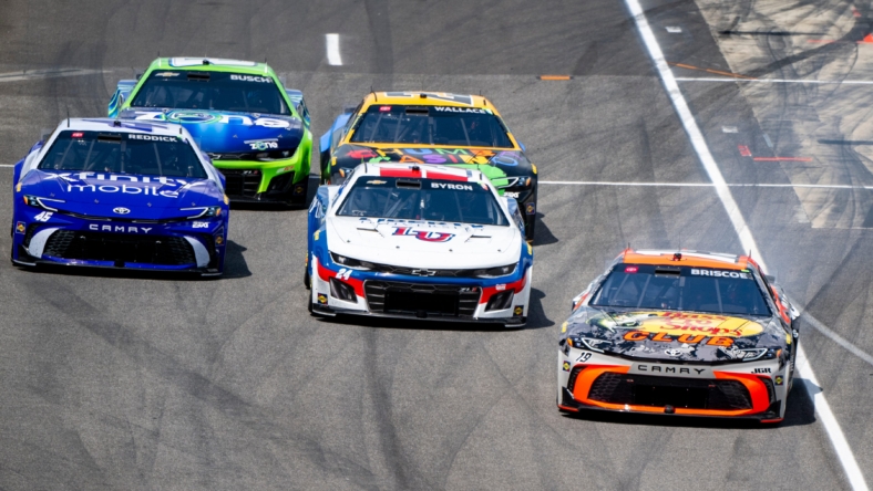 NASCAR starting lineup for Sunday: Iowa Corn 350 Starting Grid, NASCAR ...