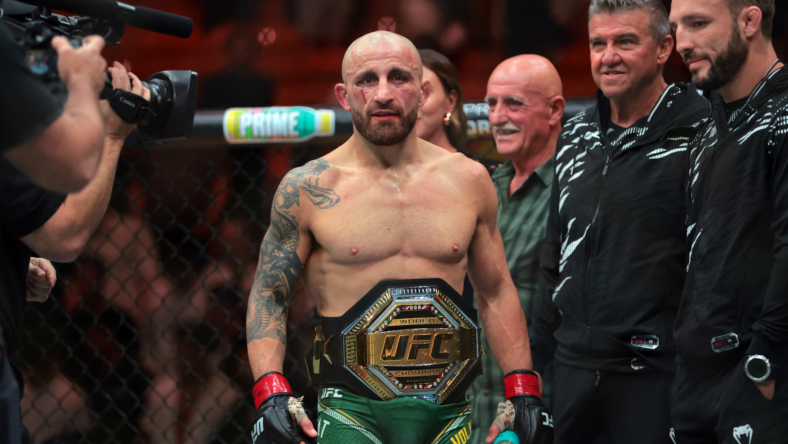 UFC Featherweight Rankings: Evaluating the 10 Best 145 Pounders in the ...