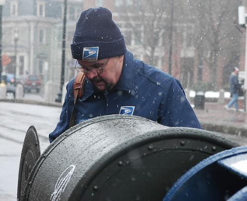 SNOW DELIVERY | News | The Harvard Crimson