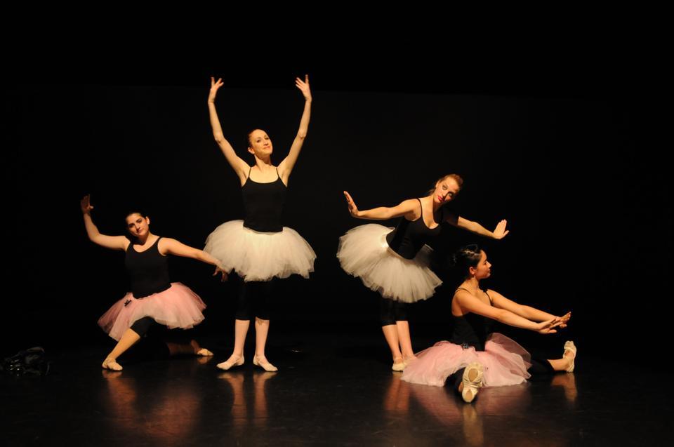 iDance Jazzes Up HDC | Arts | The Harvard Crimson