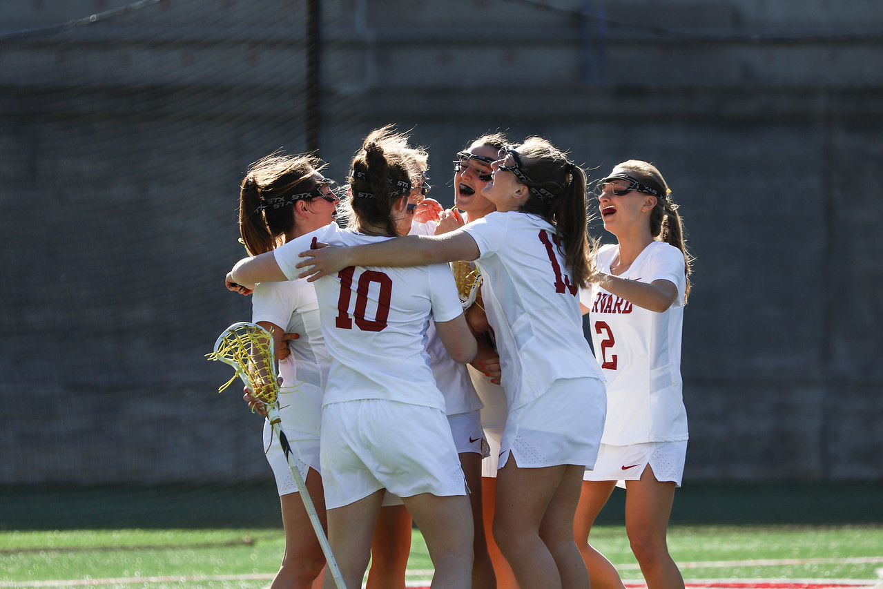Hometown Heroes: High School Teammates Reunite on Harvard Women’s ...