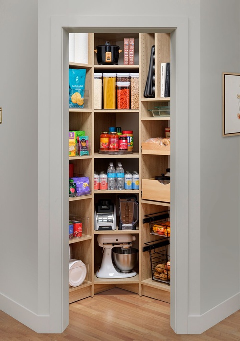 Walk-In Pantry | EasyClosets