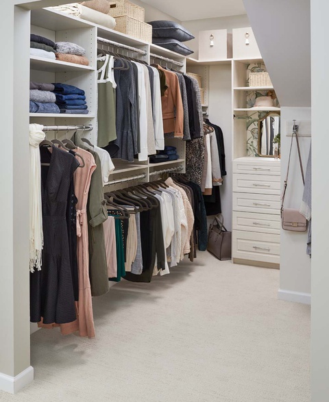 Women's Slanted Ceiling Walk-In | EasyClosets