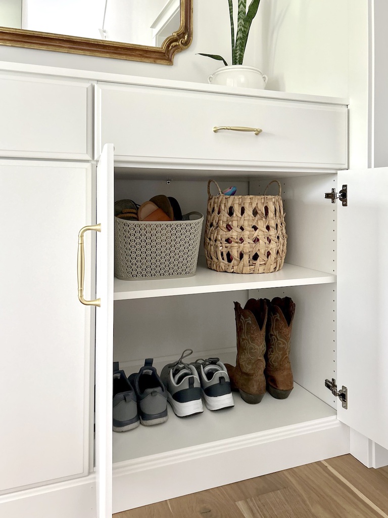 Entryway Shoe Storage | EasyClosets