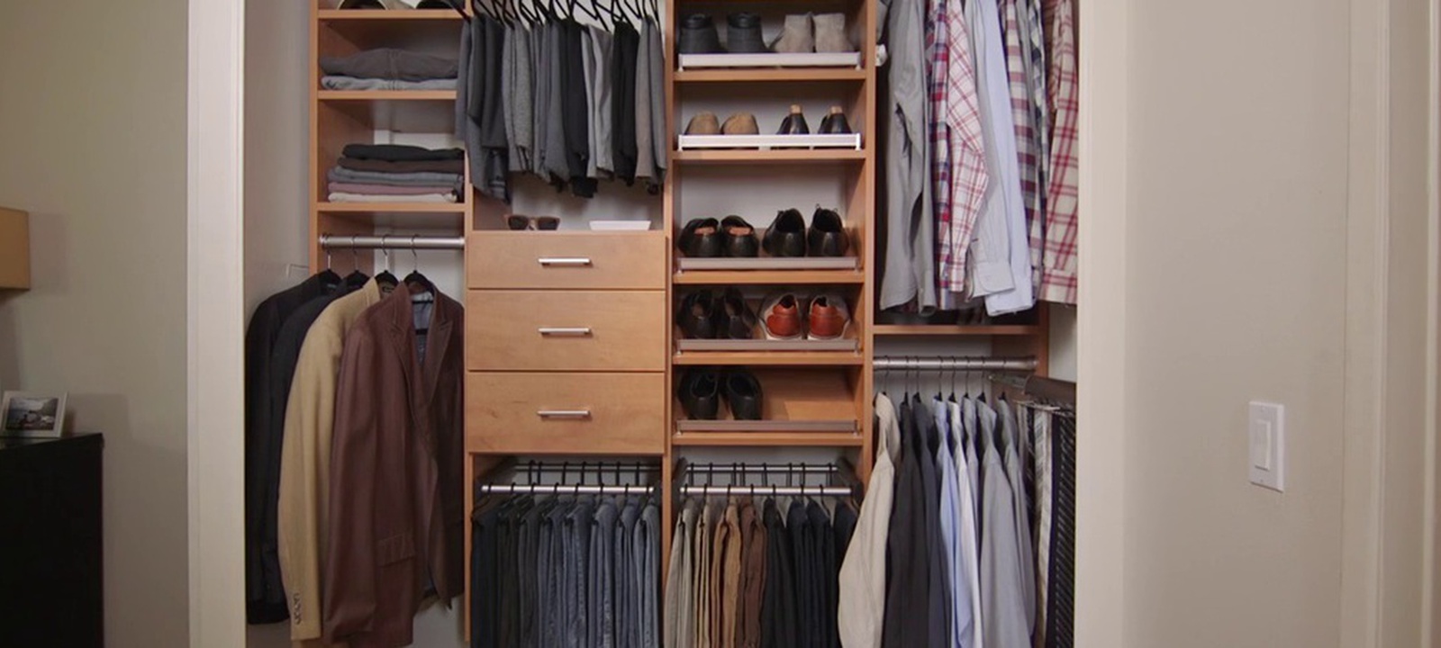 Video: Closet Boot Camp: Reach-In Realness | EasyClosets