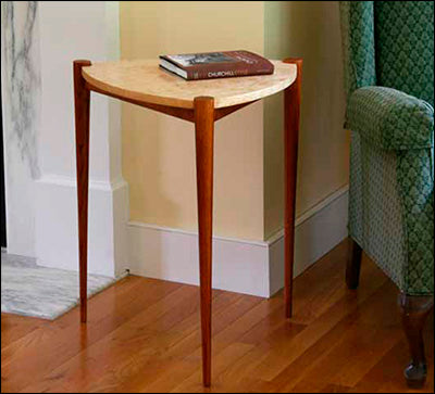 Triangle Side Table | Woodworking Project | Woodsmith Plans