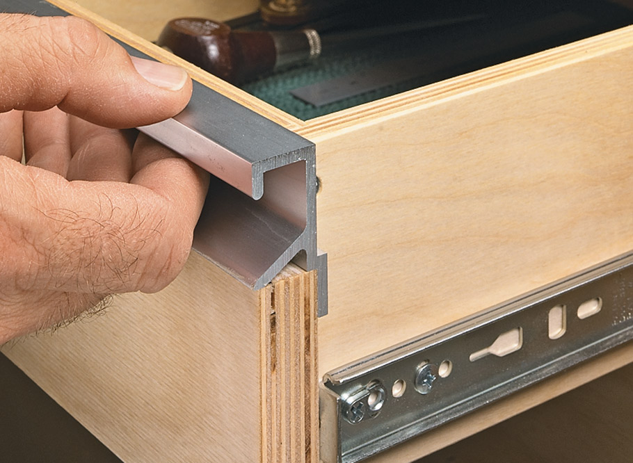 Roll-Around Work Cart | Woodworking Project | Woodsmith Plans