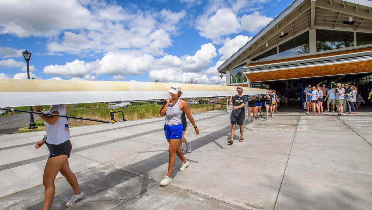 A Team Effort: Rowing’s New Boathouse Dedicated - News - Hamilton College
