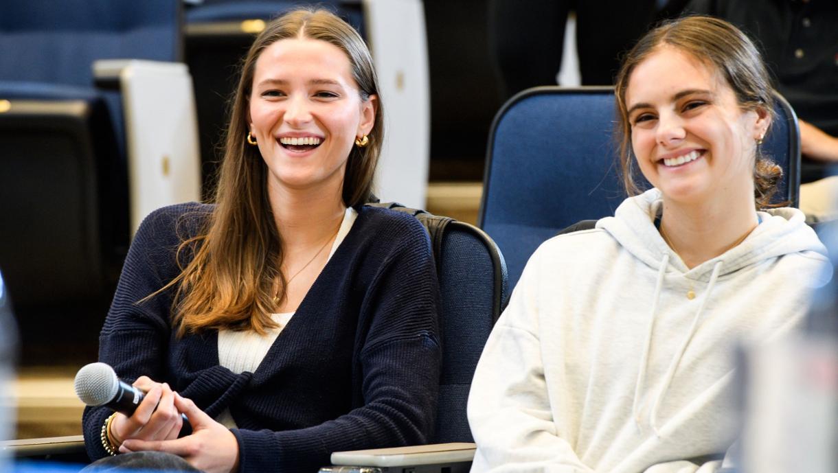 Venus Williams Dazzles Hamilton Class and Field House Audience - News ...