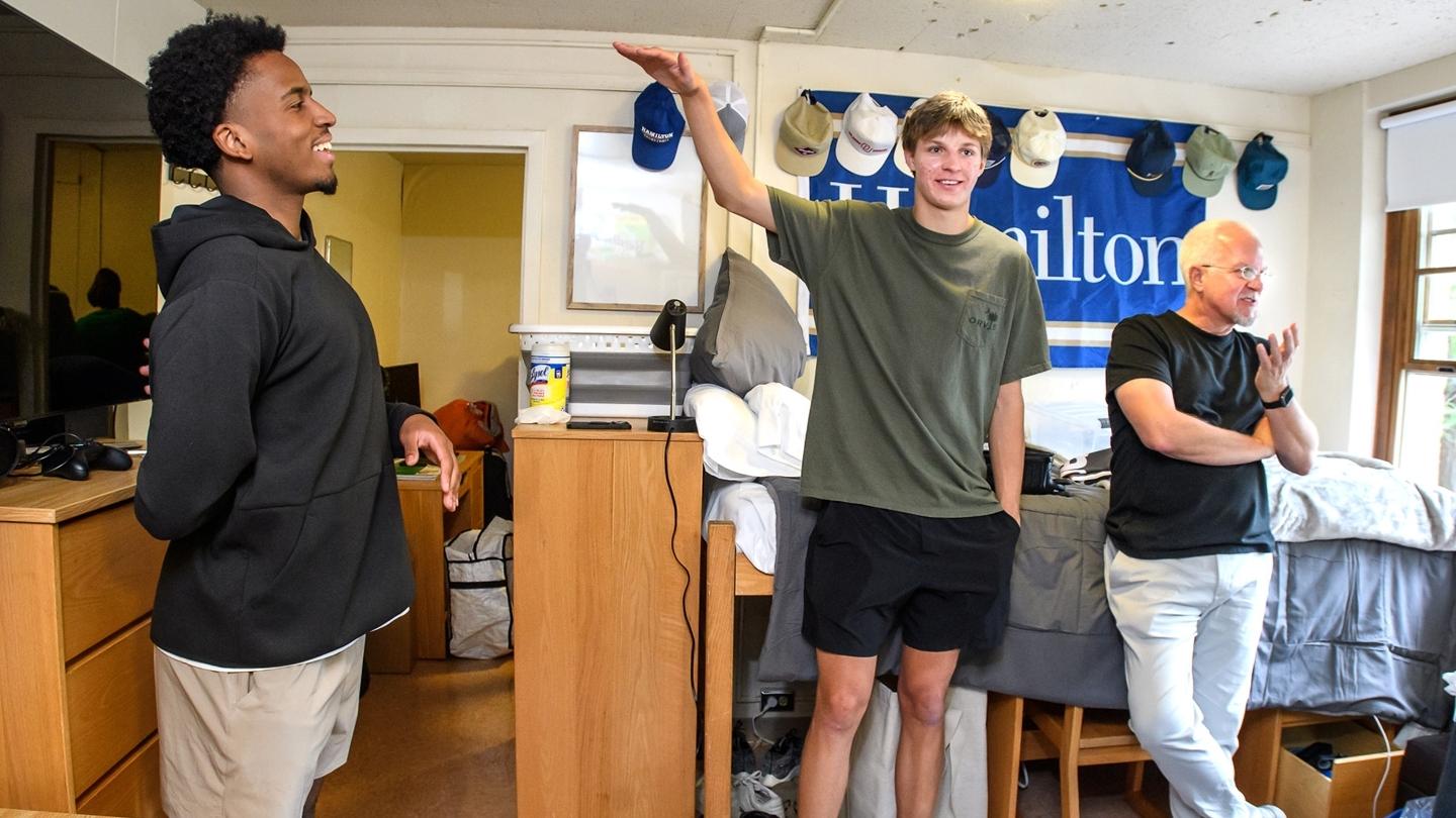 Campus Life - Campus Living - Campus Dining - Hamilton College