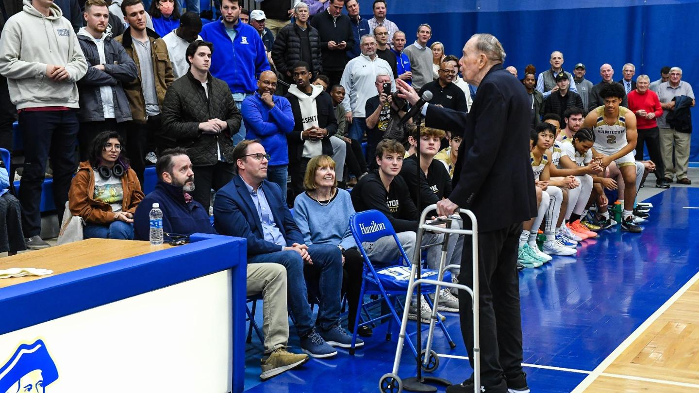 Honoring a Legend: The Tom Murphy Court - News - Hamilton College