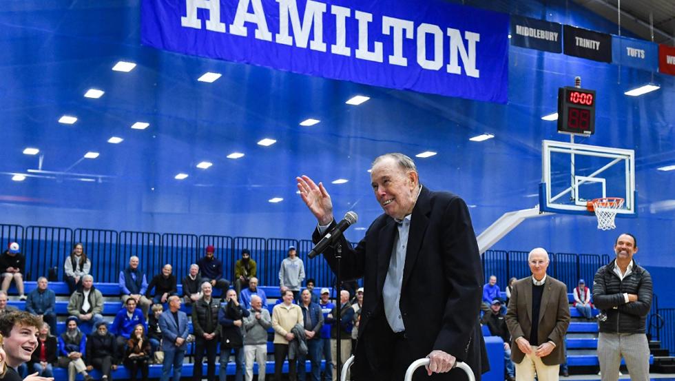 Honoring a Legend: The Tom Murphy Court - News - Hamilton College