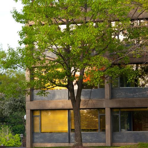 Campus Life - Where to Live - Residence Halls - Macintosh Hall