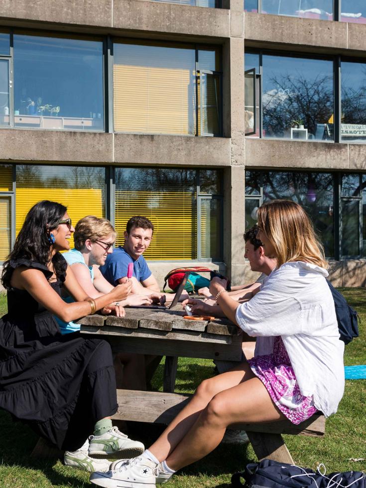 Campus Life - Campus Living - Campus Dining - Hamilton College