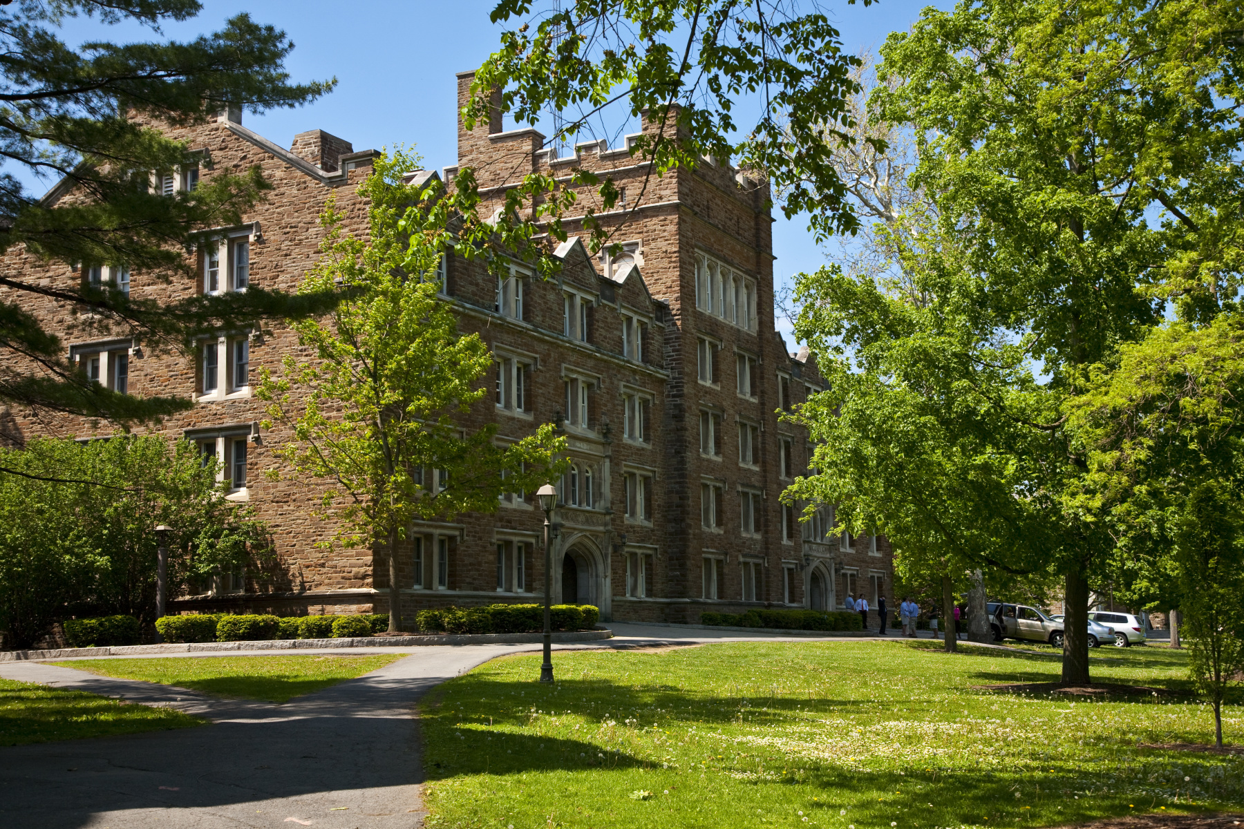 Residence Halls - Residence Halls - Hamilton College
