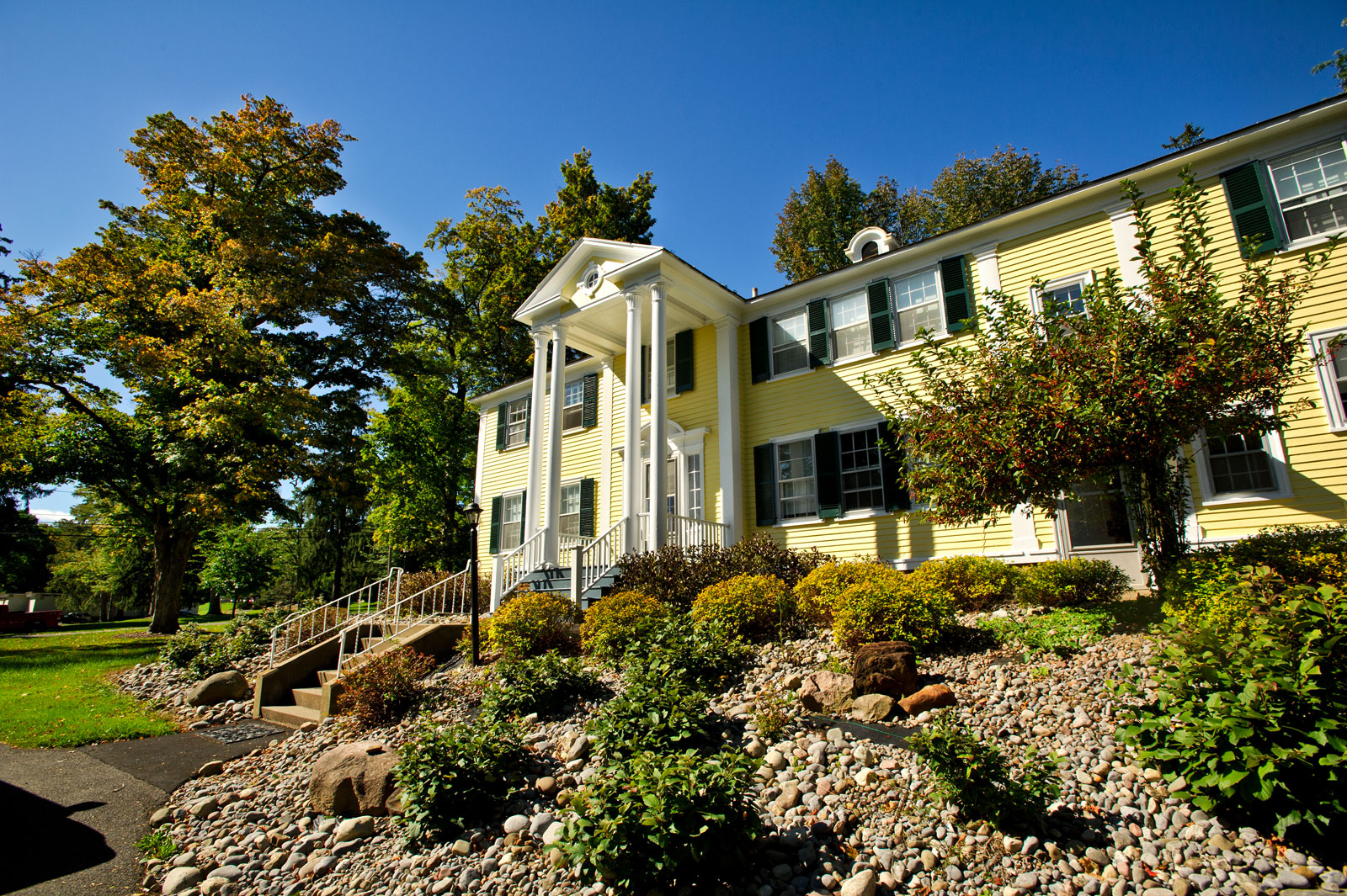 Residence Halls - Residence Halls - Hamilton College