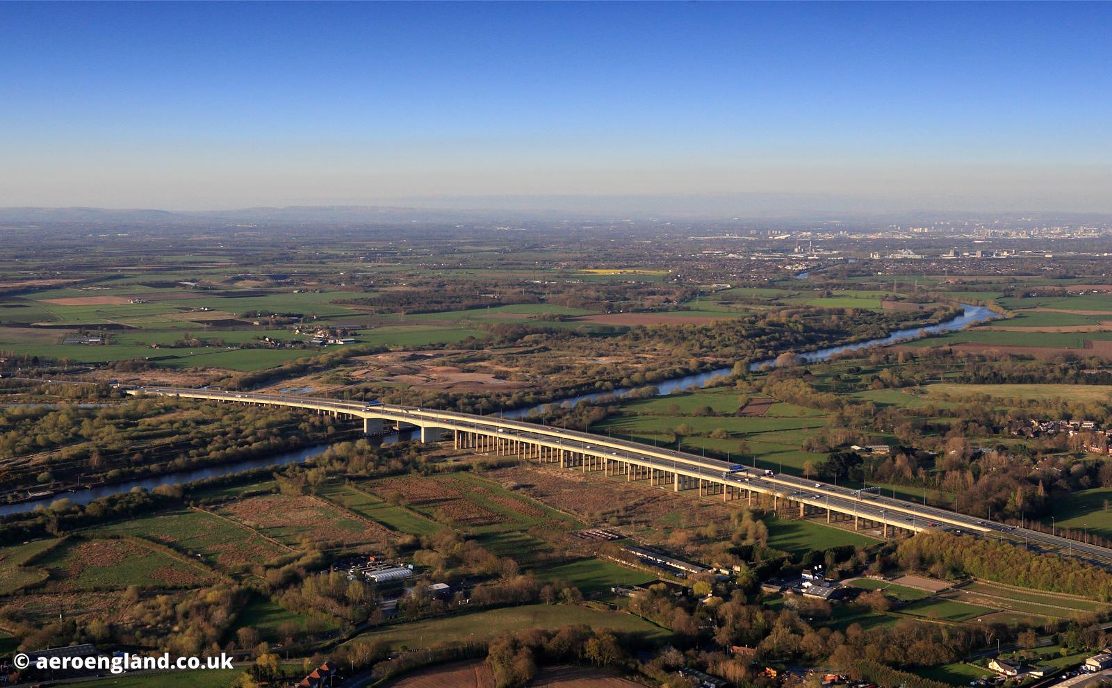 aeroengland | Thelwall Viaduct