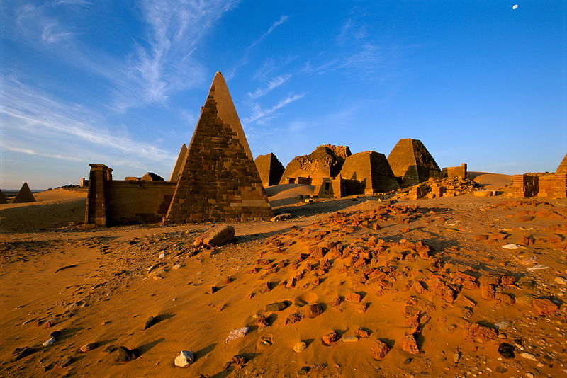 Michael Freeman Photography | Meroe pyramids