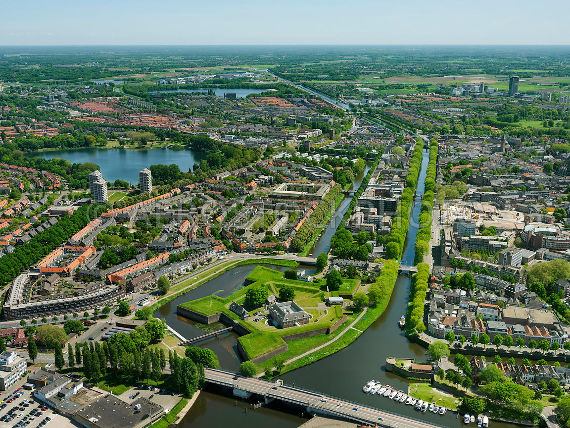 aerial view | Citadel and city of Den Bosch, 's-Hertogenbosch, Noord ...