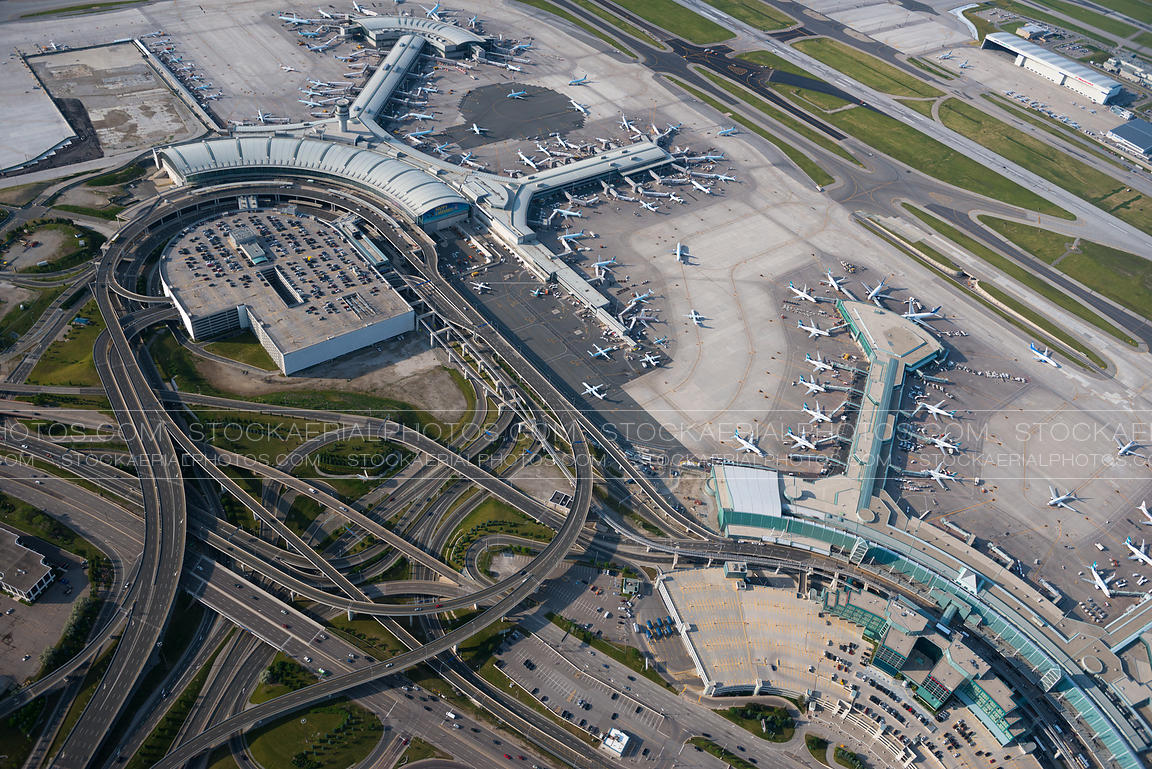 Aerial Photo | Pearson International Airport, Toronto (CYYZ)