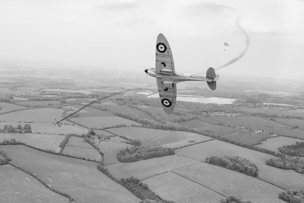 Flight Artworks Battle of Britain Spitfire black and white version