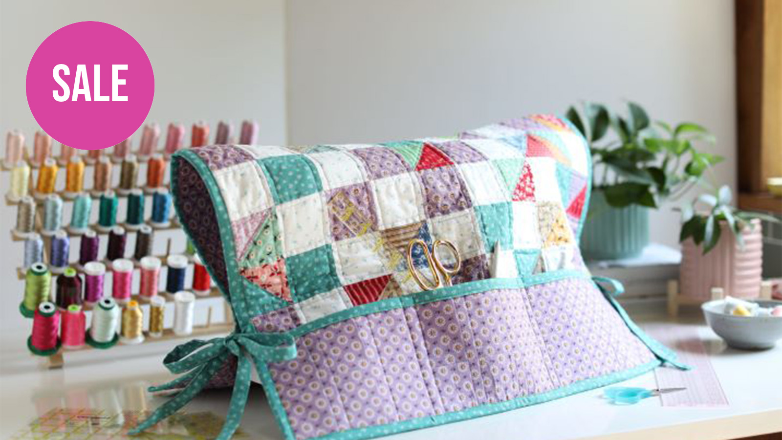 Baby Lock Exclusive Riley Blake + Lori Holt Machine Cover & Cream Cindy ...