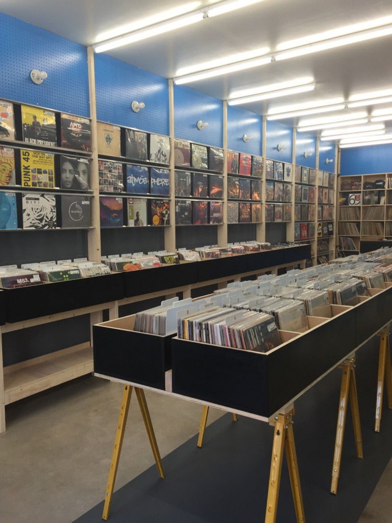 Vinyl records are making more money than ad-supported streaming ...