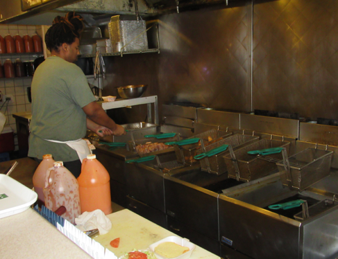 It's all about the wings - Buffalo Joe's - Medill Reports Chicago