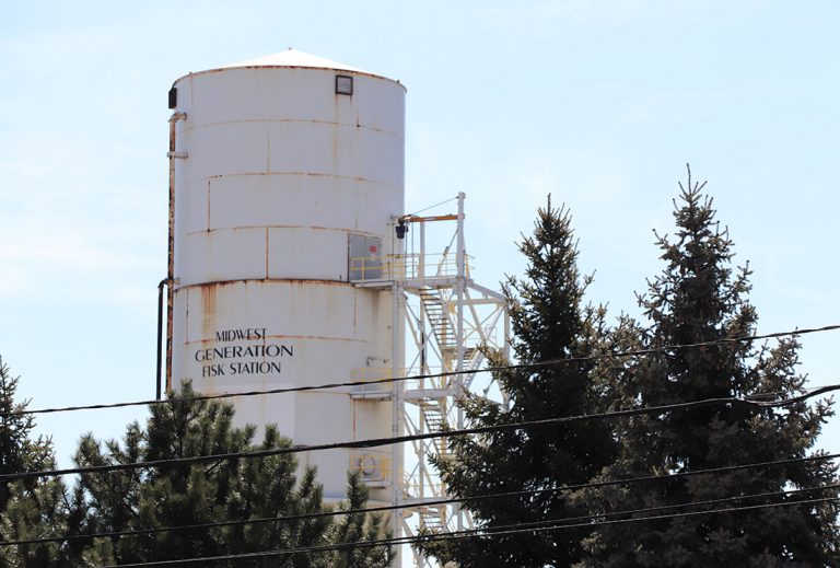 Plans for former coal plant irk Pilsen activists - Medill Reports Chicago