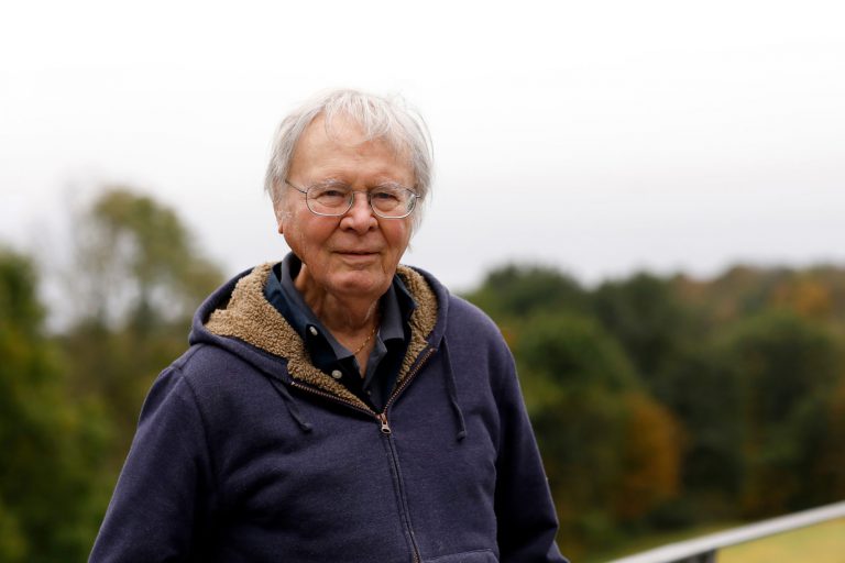 Climate science pioneer Wallace Broecker memorialized at namesake ...