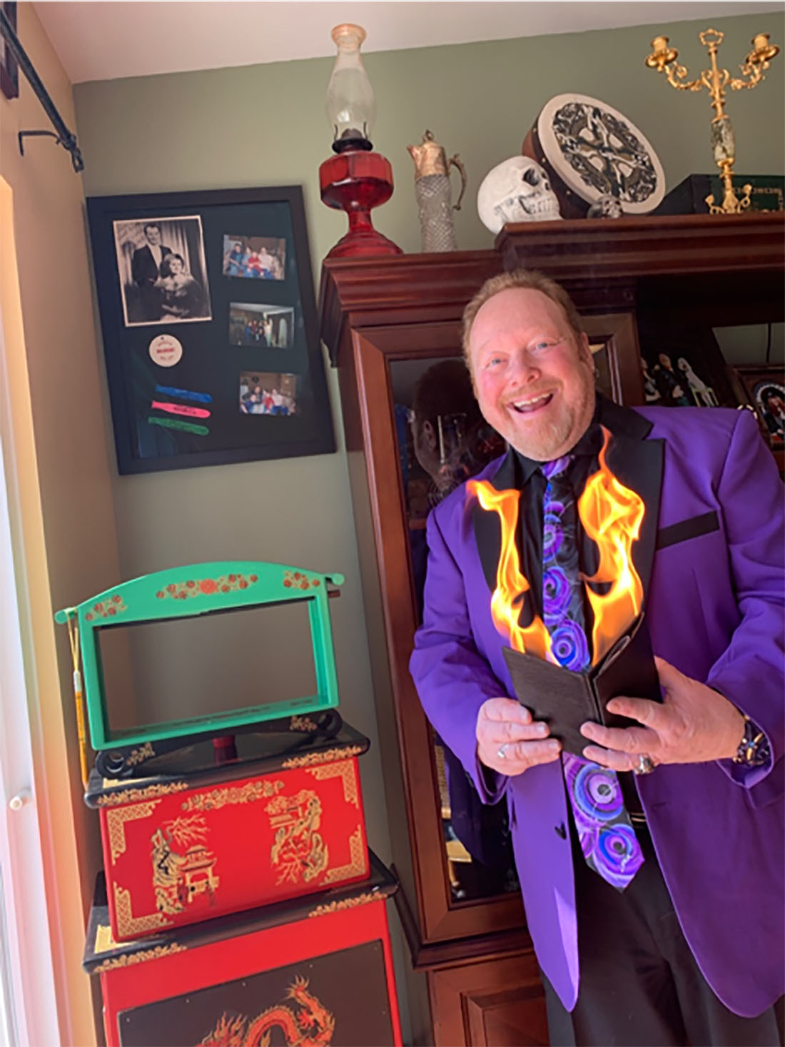 Into the lives of Chicago's modern magicians - Medill Reports Chicago
