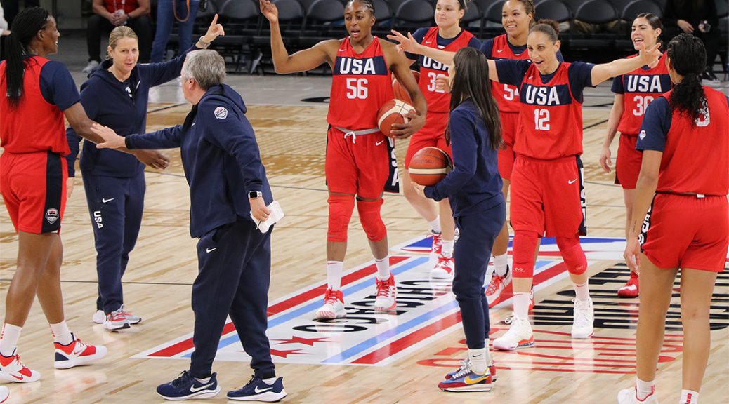 ‘Her time to play!’ WNBA stars empower Chicago girls in basketball ...