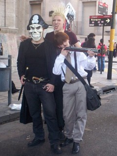 Cosplay.com - Adolf Hitler, Zombie Woman, Súcubo, etc... from (no ...