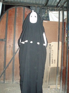 Menos Grande Gillian