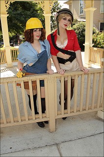 Cosplay.com - Pinup-Style BLU Engineer from Team Fortress 2 by ka-san