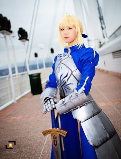 Cosplay.com - Saber from Fate/Stay Night by +.-.uzuki.-.+